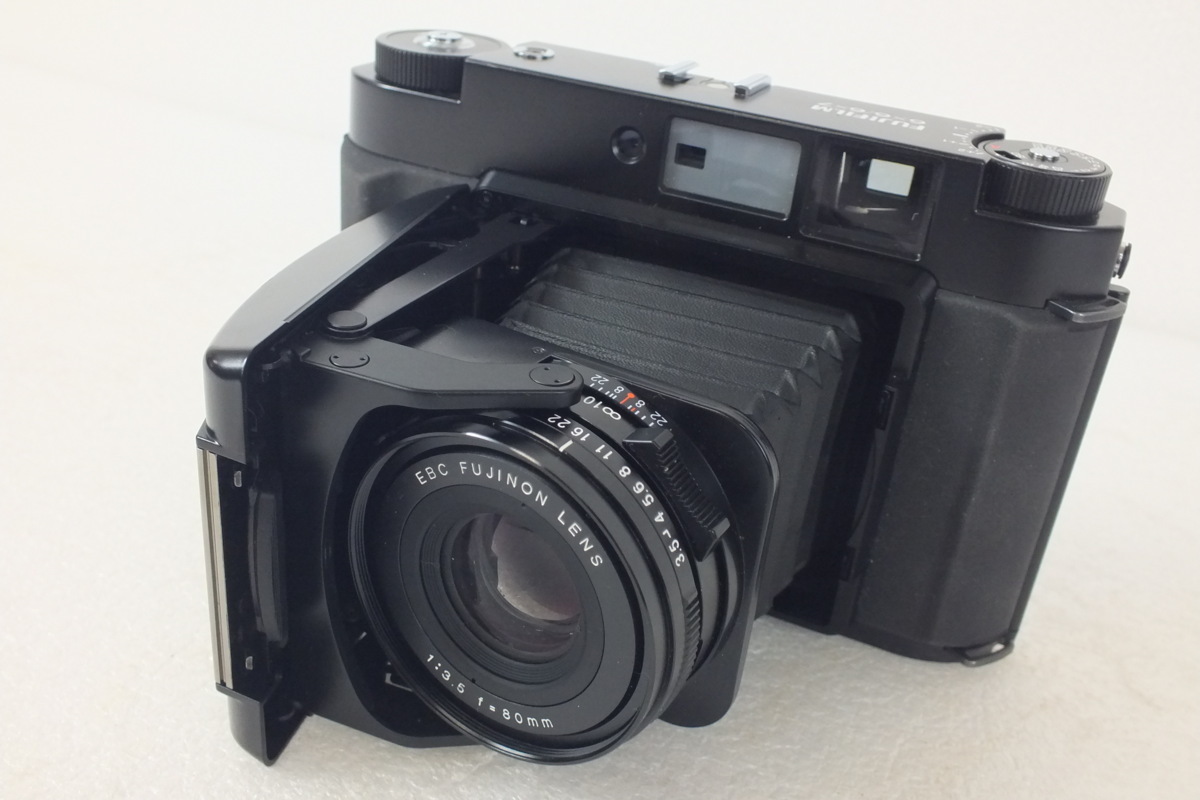 中盤カメラ FUJI GF670 Professional の買取実績